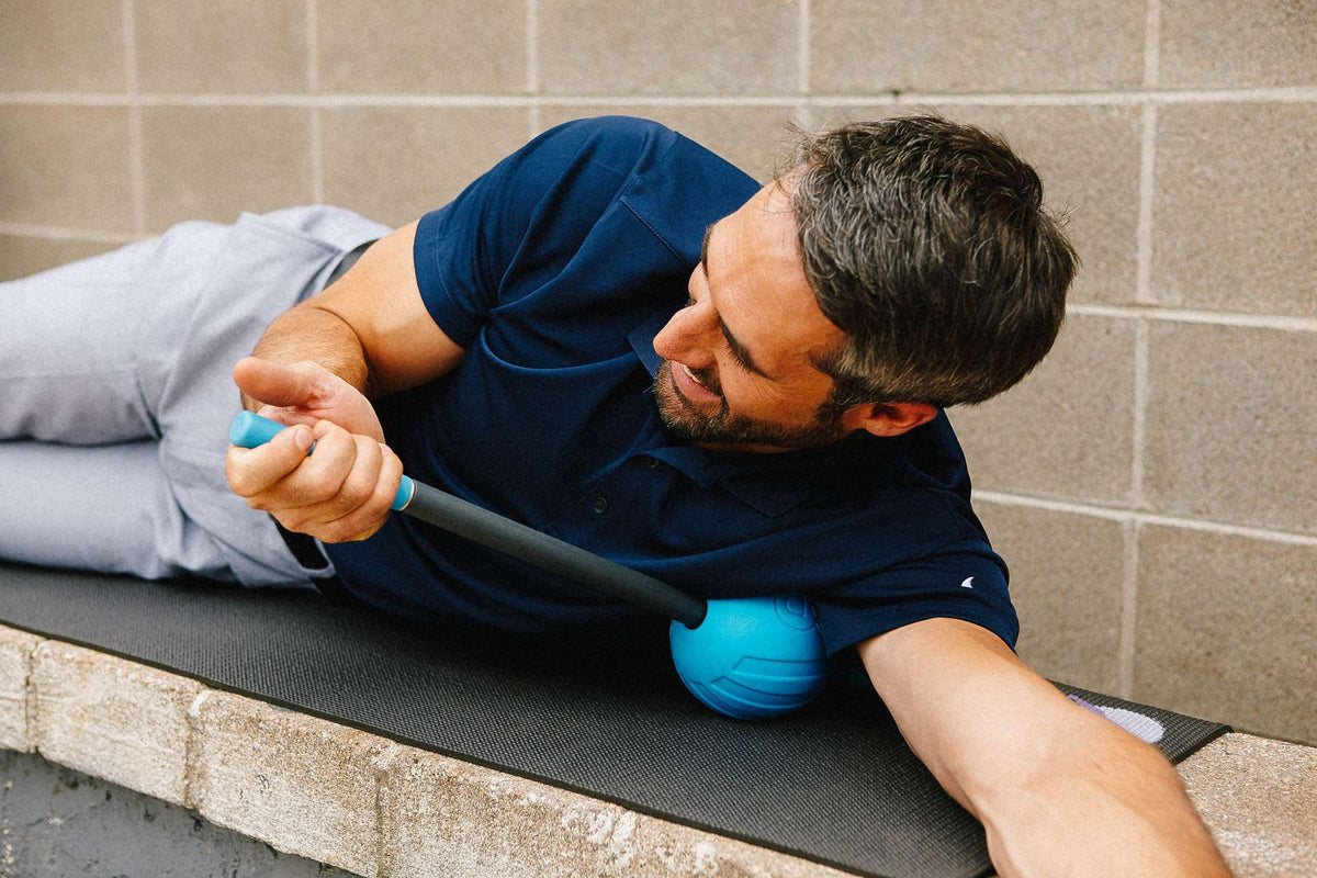How to Perform Myofascial Release Upper Back – RAD Roller